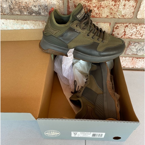 Palladium | Shoes | Nib Palladium Mens Axeon Army Runner Olive Tennis ...
